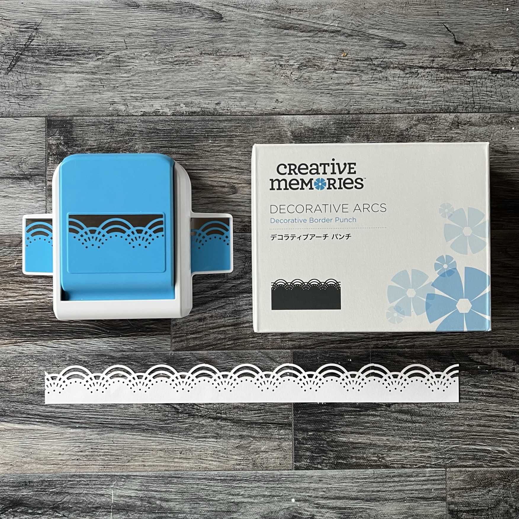 Decorative Arcs Decorative Border Punch - Tessa Scrapbooks