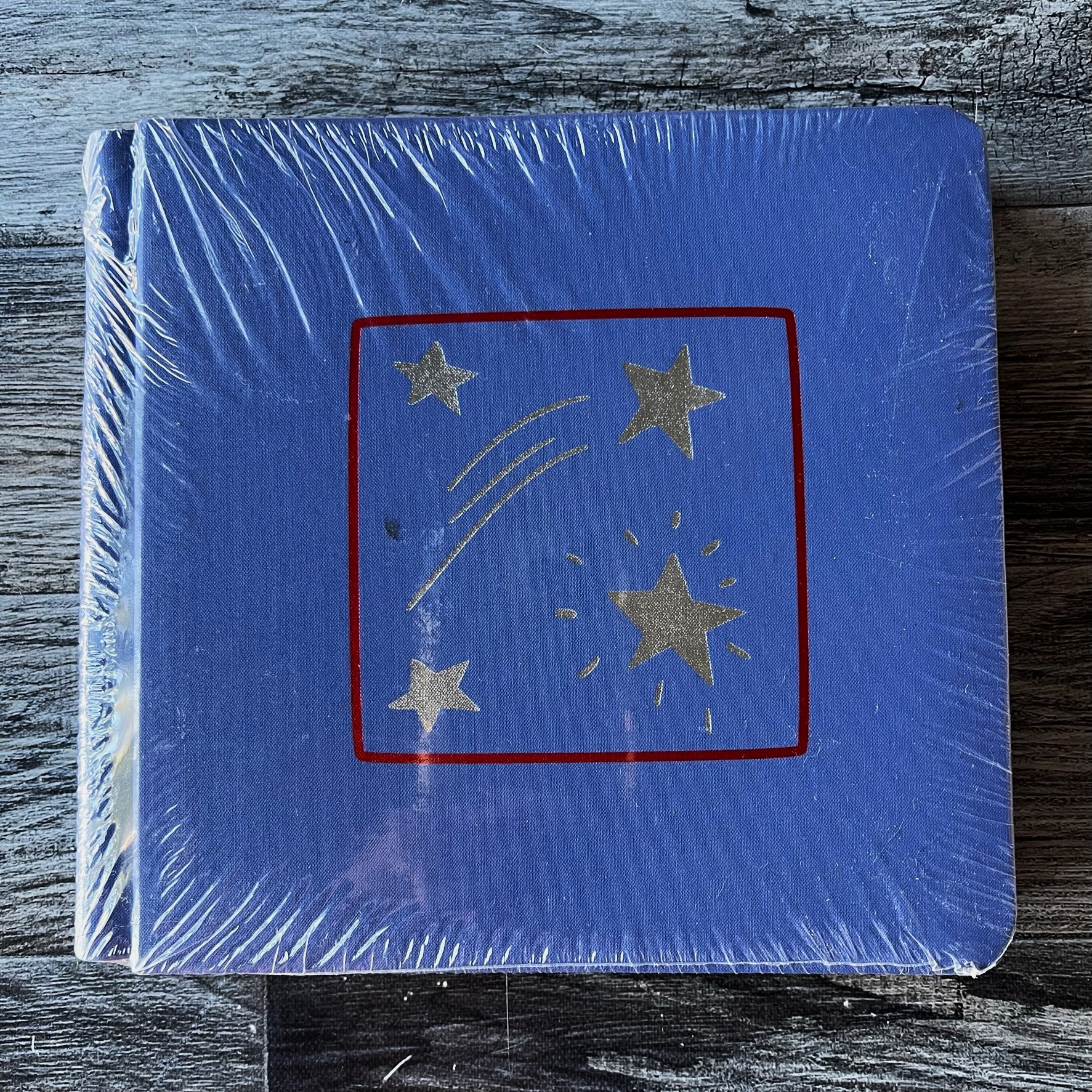 7×7 Navy Star Album – Tessa Scrapbooks
