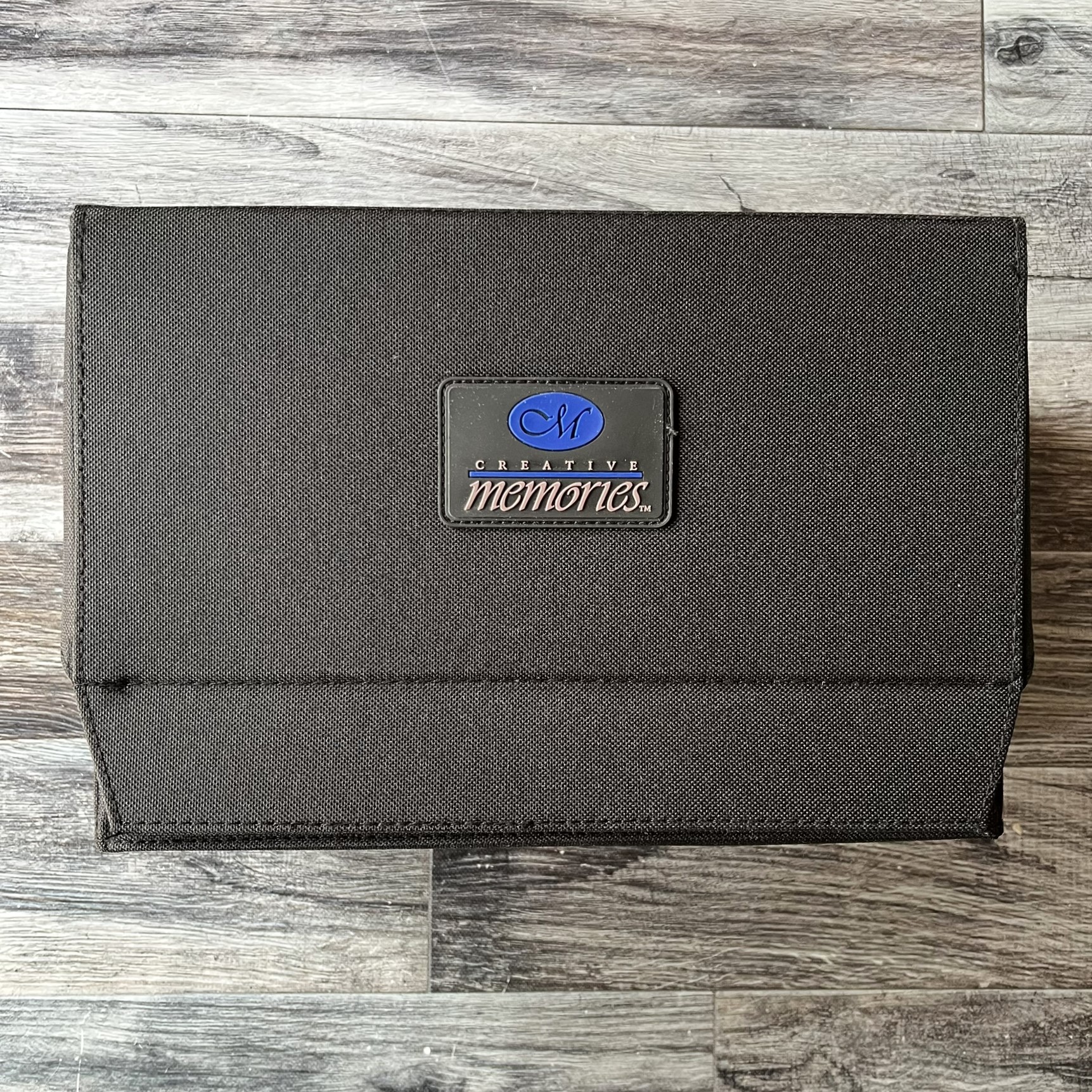 Medium Sticker Pod with Dividers – Used – Tessa Scrapbooks