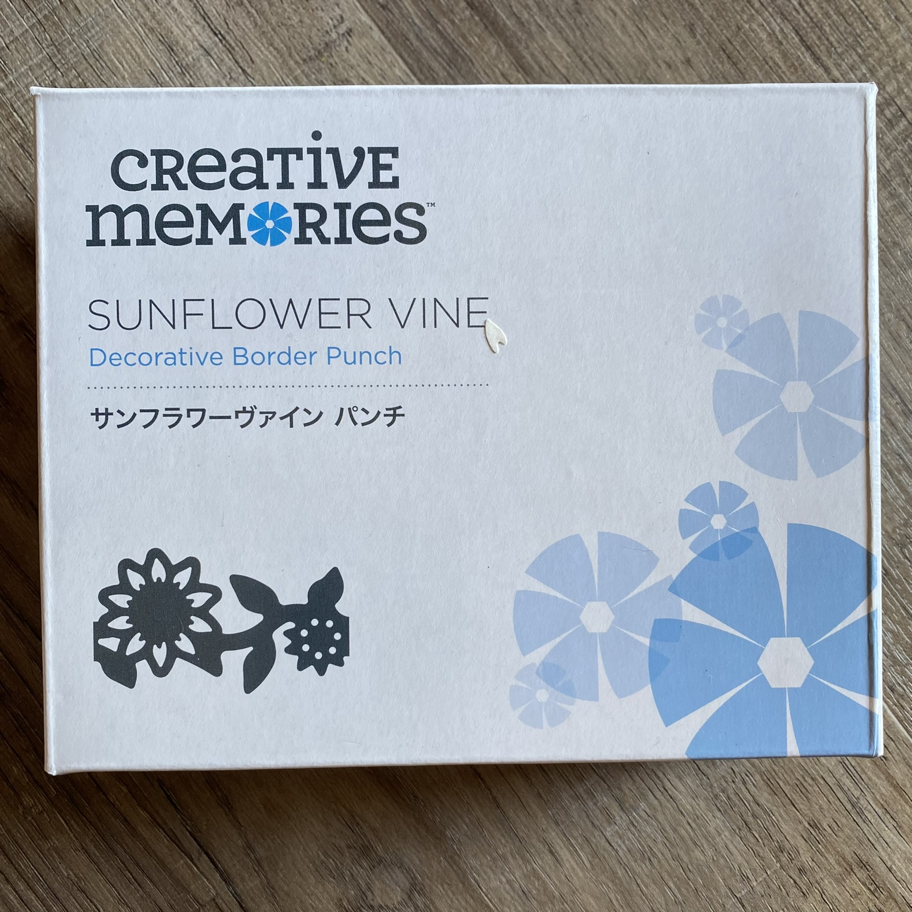 Sunflower Border Punch - Tessa Scrapbooks