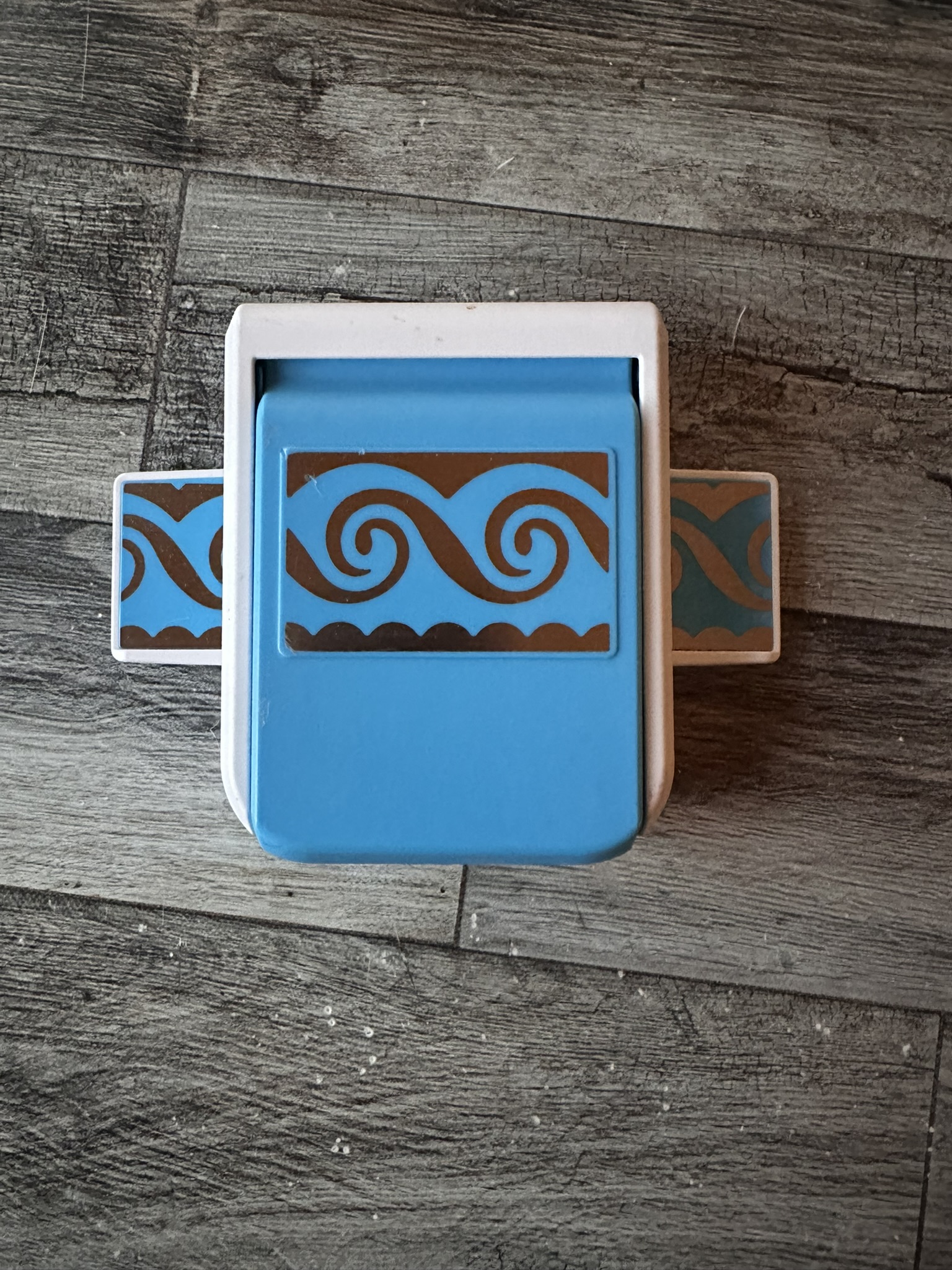 Tidal Waves Border Punch - NEW - Tessa Scrapbooks