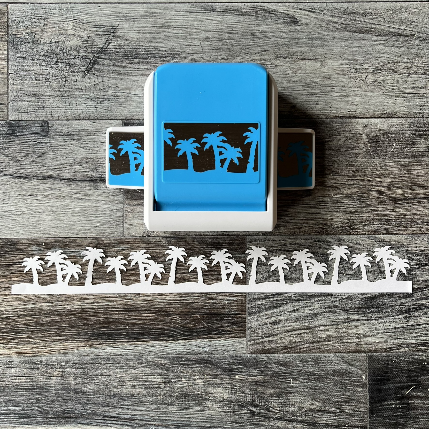 Palm Tree Border Punch by Creative Memories- Used - Tessa Scrapbooks