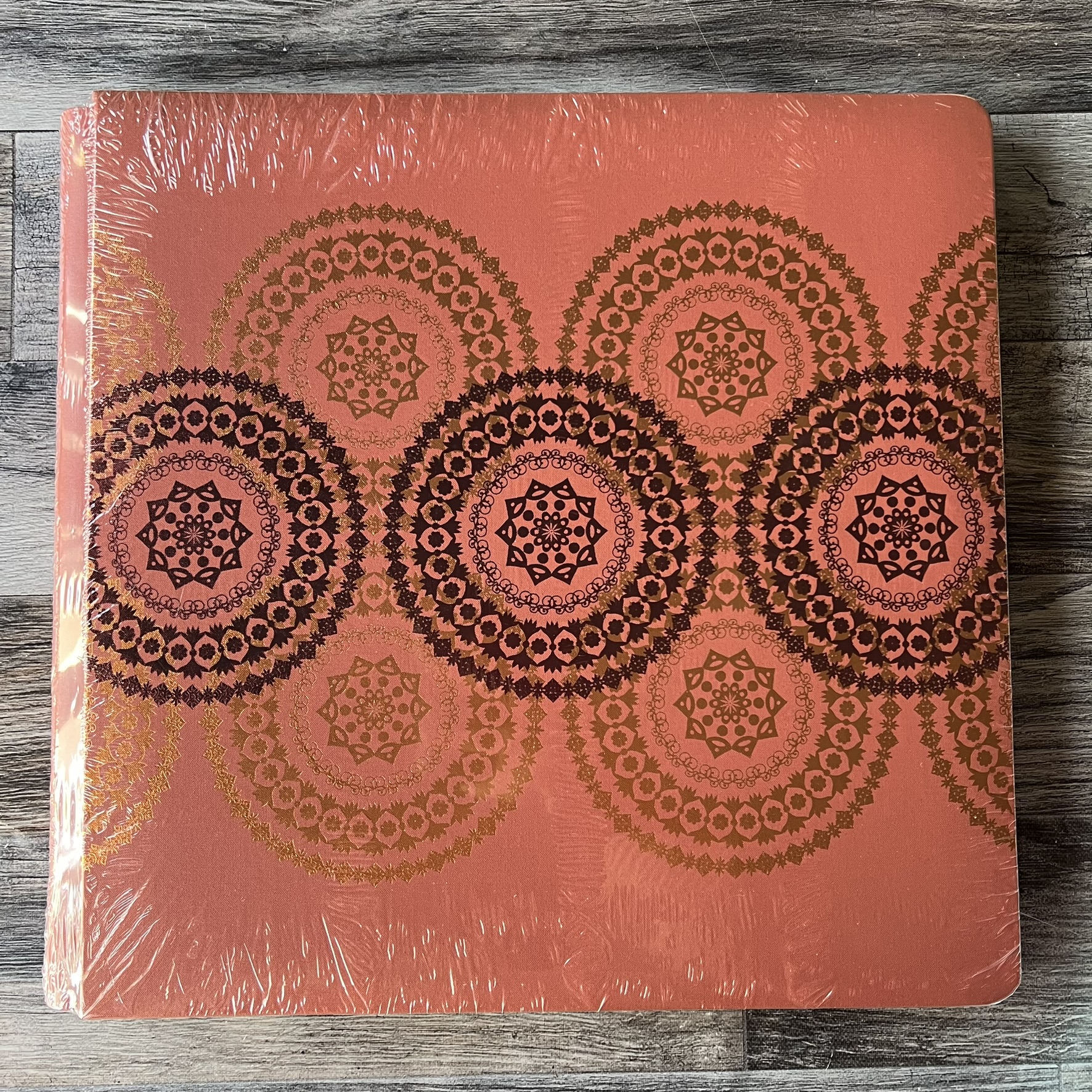 Ornate Circles 12x12 Foiled Album Cover by Creative Memories - Tessa ...