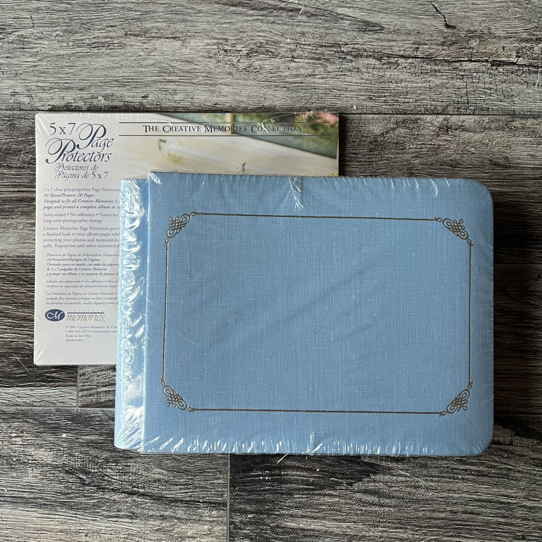 5x7 Light Blue Album w/ White Pages & Protectors - Tessa Scrapbooks