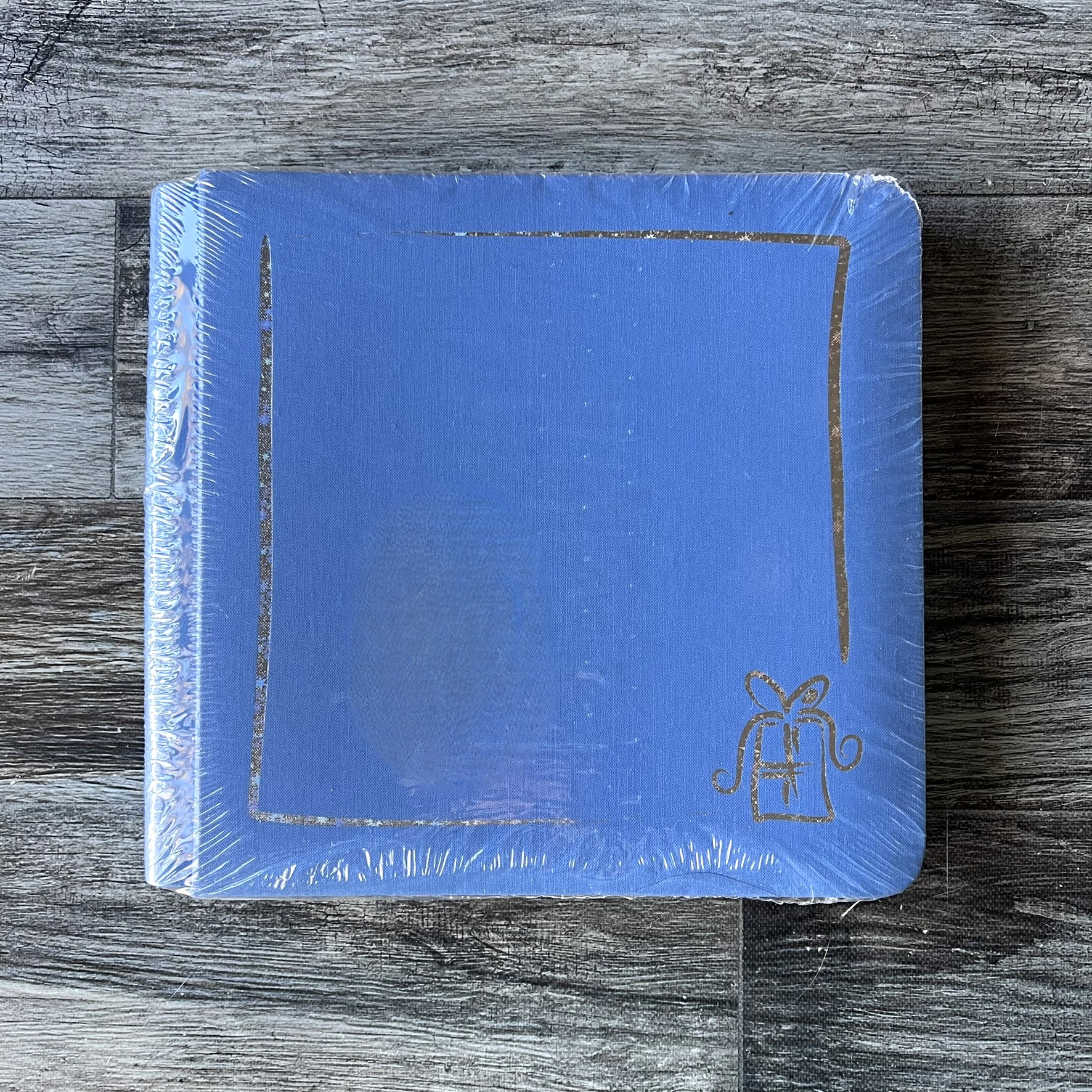 7x7 Silver Gift Album by Creative Memories - Tessa Scrapbooks