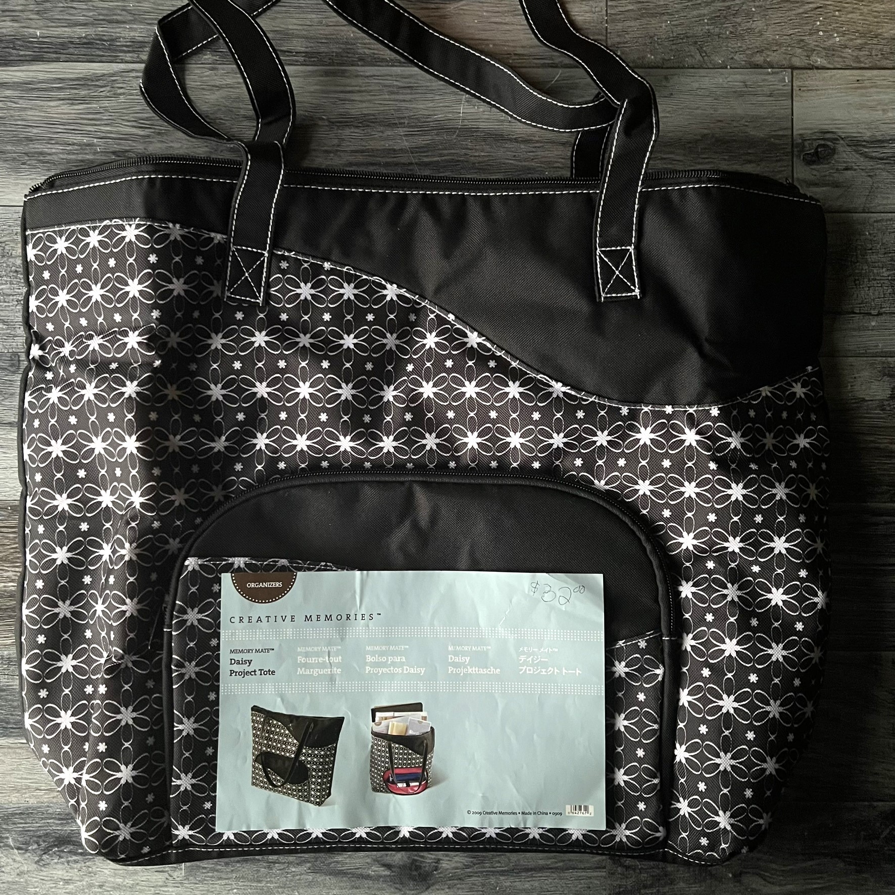 Daisy Project Tote by Creative Memories - Open Package - Tessa Scrapbooks