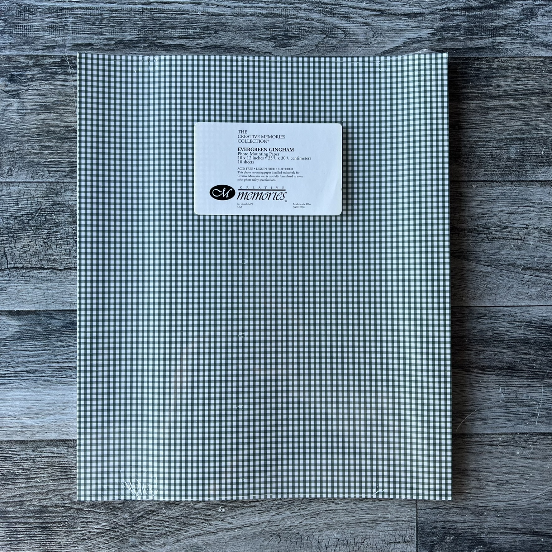 Evergreen Gingham 10x12 Paper by Creative Memories - Tessa Scrapbooks