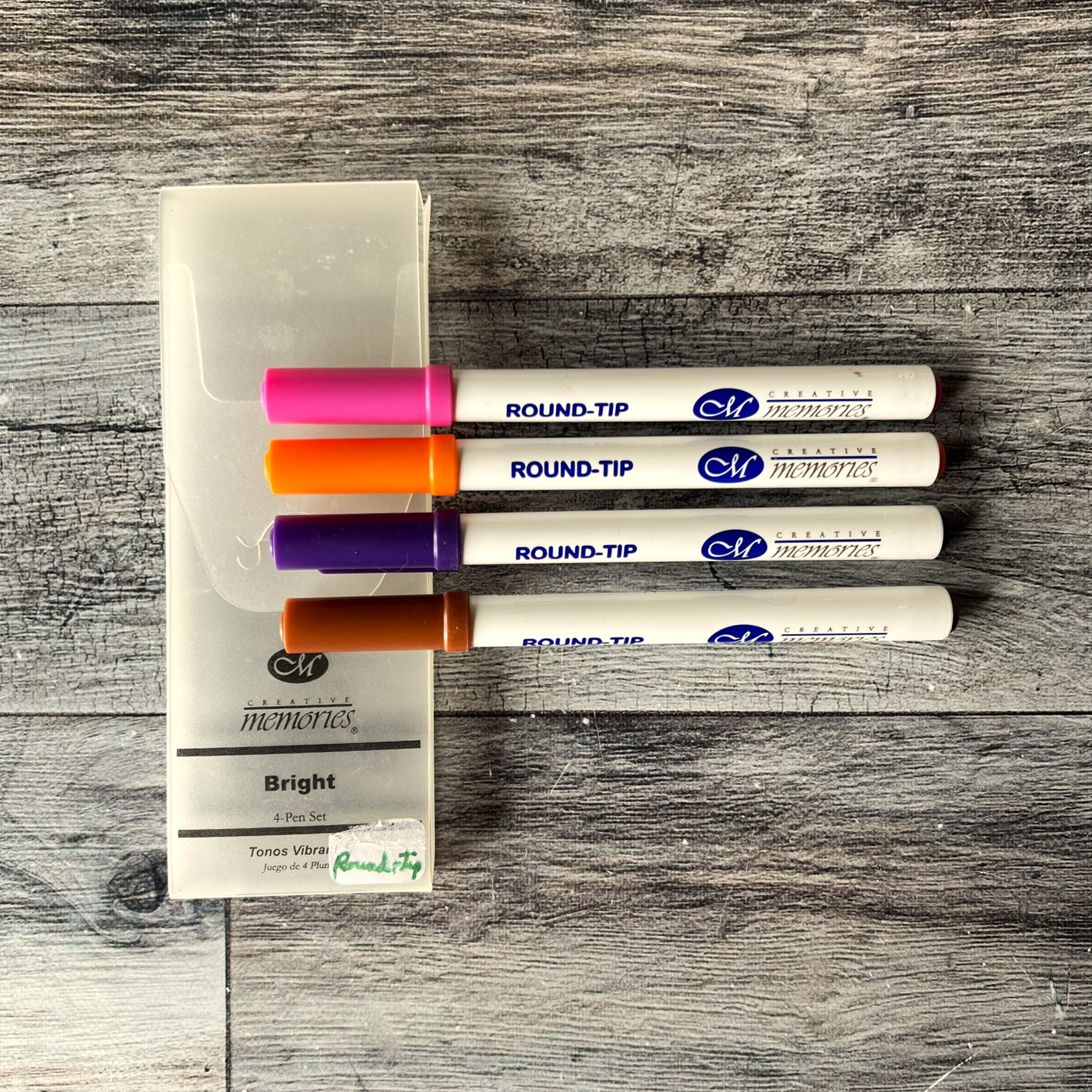 Bright Round-Tip Pens - Tessa Scrapbooks