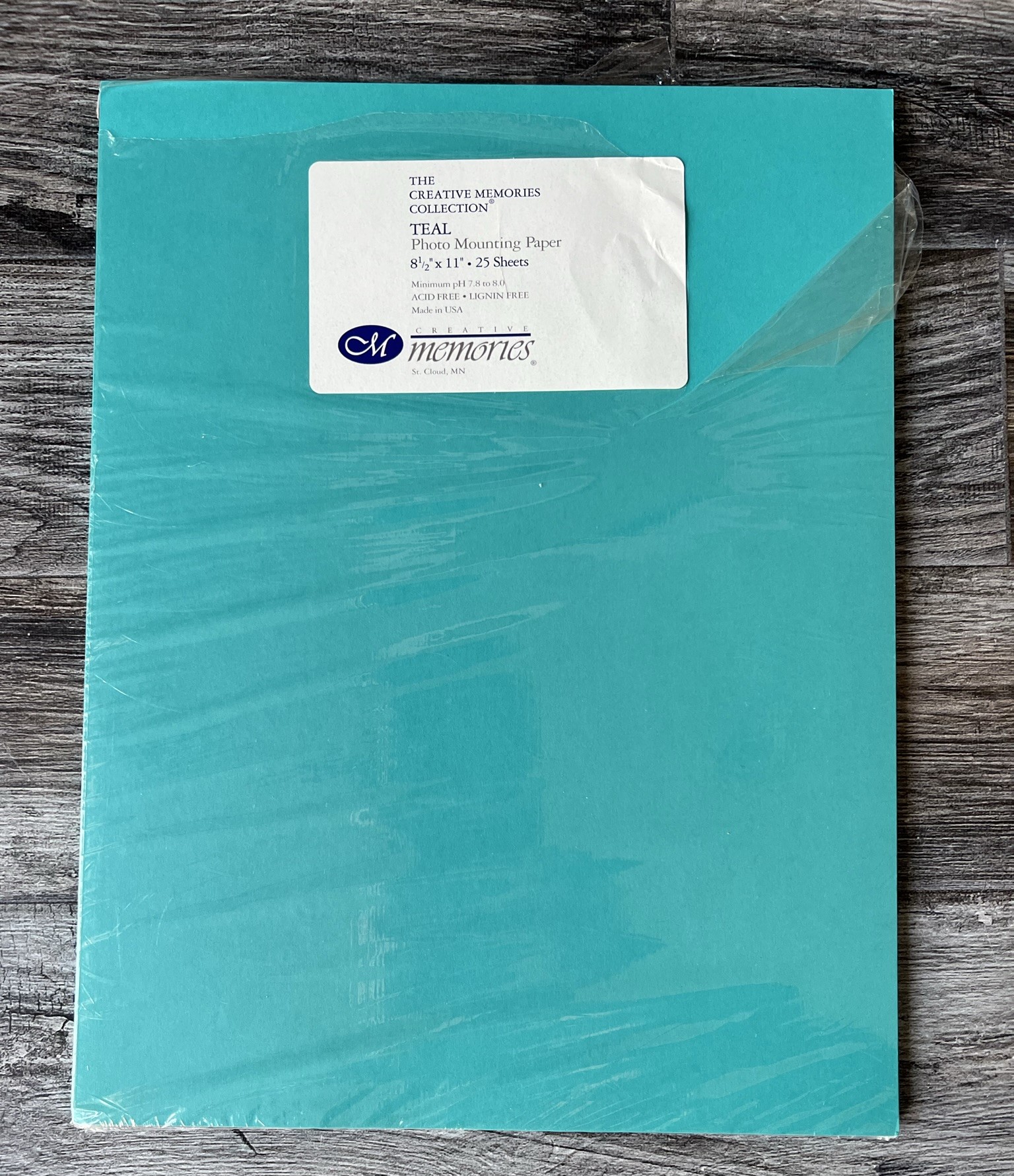 8.5 x 11" Teal Photo Mounting Paper by Creative Memories - Tessa Scrapbooks